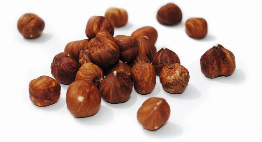 HAZELNUT Whole Skin-On USA – Manja Foods